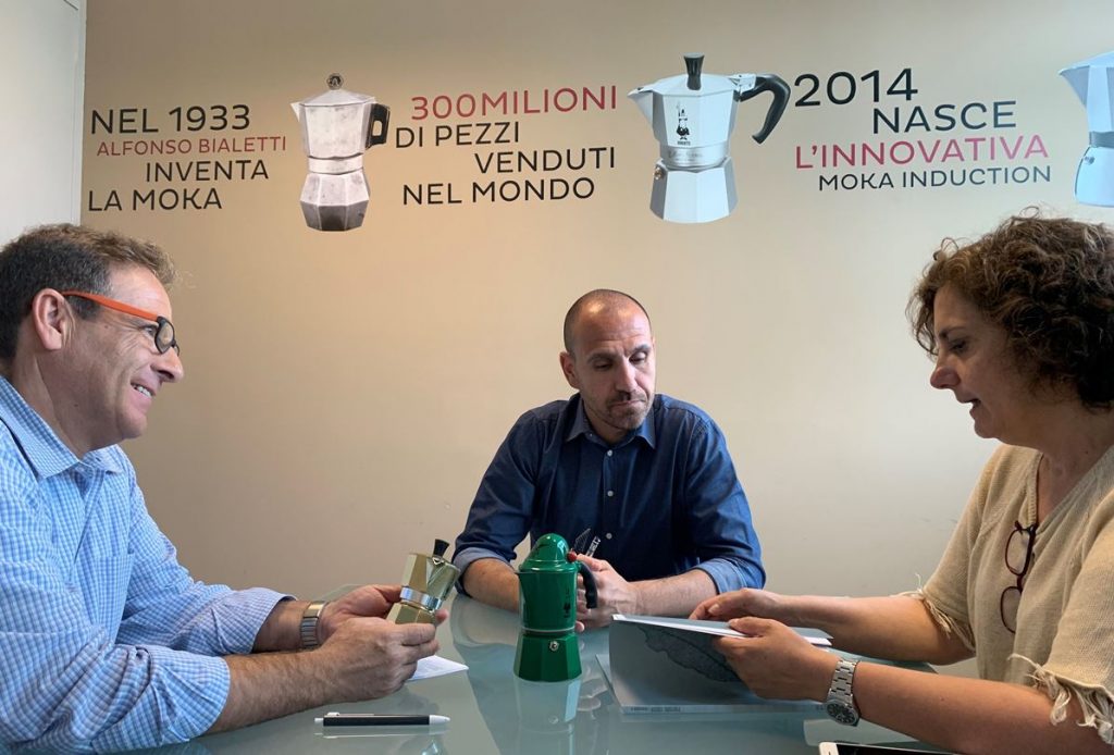 Arsonsisi and Bialetti colour the coffee break - ARSONSISI